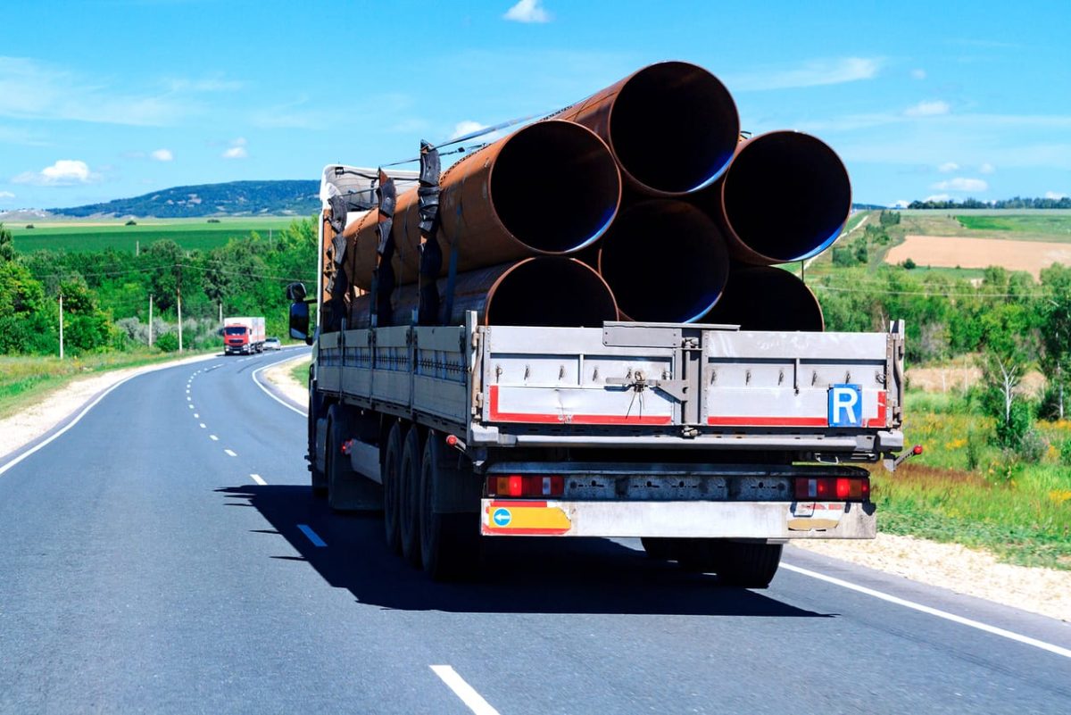 How to Ship Pipes, Pilings, and Logs - Ship A Car Inc