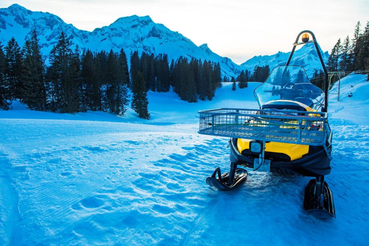 Snowmobile Transport Guide: Safe and Efficient Tips for U.S. Winters ...