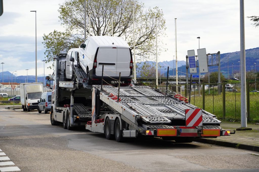 Driveaway Services Explained - Your Ultimate Guide to Vehicle Transport ...